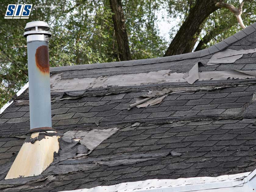 Warning Signs Your Aging Roof Needs To Be Replaced